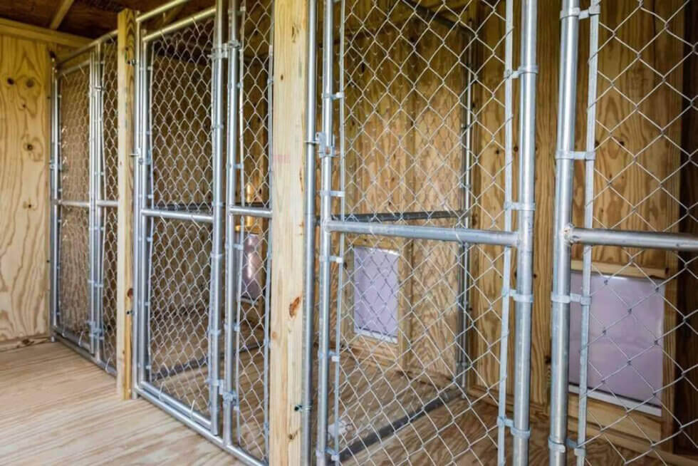 Deluxe Dog Kennels - Yoders Storage Buildings